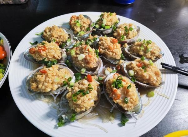 蒜蓉蒸鲍鱼怎么做_蒜蓉鲍鱼的家常做法-第2张图片-山城妙识