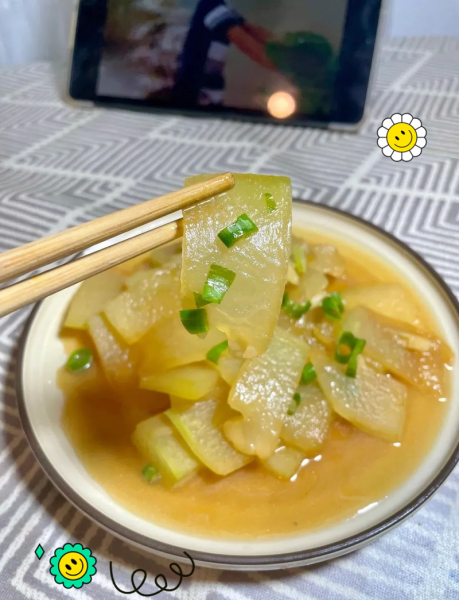 蚝油焖冬瓜怎么做_蚝油焖冬瓜需要焯水吗-第3张图片-山城妙识