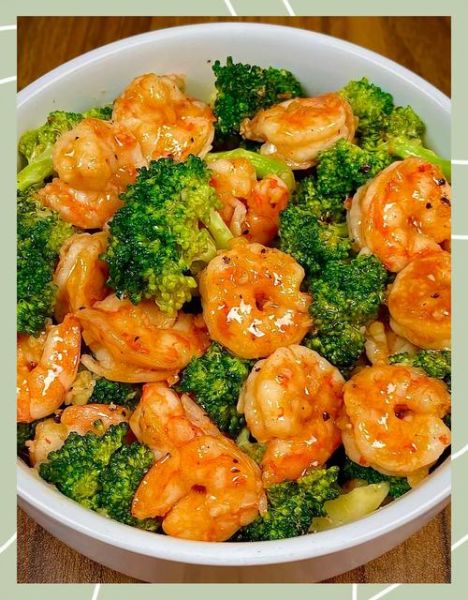 西兰花炒虾仁怎么炒好吃_西兰花炒虾仁焯水几分钟-第1张图片-山城妙识