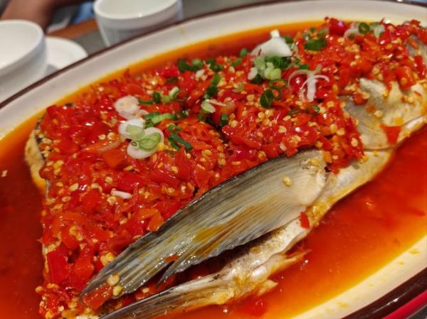 剁椒鱼头配什么菜好吃_剁椒鱼头搭配推荐-第2张图片-山城妙识 剁椒鱼头配什么菜好吃_剁椒鱼头搭配推荐-第2张图片-山城妙识