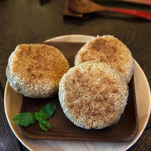 麻酱烧饼烤箱做法_烤箱温度时间怎么调-第1张图片-山城妙识 麻酱烧饼烤箱做法_烤箱温度时间怎么调-第1张图片-山城妙识