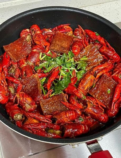 香辣小龙虾怎么做_家常做法步骤详解-第3张图片-山城妙识
