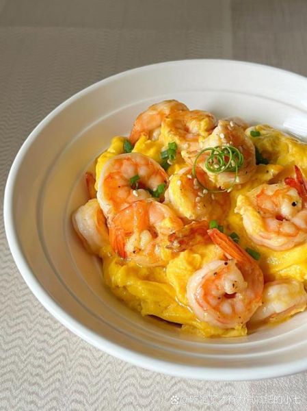 虾仁滑蛋怎么做_虾仁滑蛋用什么蛋最嫩-第1张图片-山城妙识 虾仁滑蛋怎么做_虾仁滑蛋用什么蛋最嫩-第1张图片-山城妙识