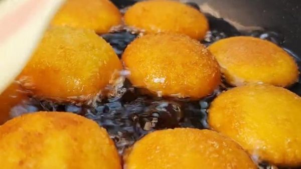 炸南瓜饼怎么做_炸南瓜饼为什么会爆-第3张图片-山城妙识