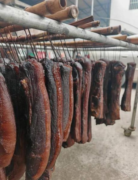 熏肉用什么材料熏最好_熏肉用什么木材最香-第2张图片-山城妙识