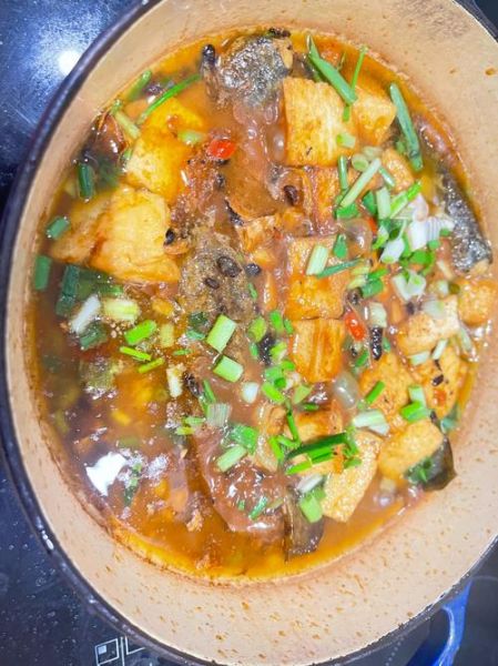 泥鳅钻豆腐怎么做_泥鳅豆腐汤的家常做法-第1张图片-山城妙识 泥鳅钻豆腐怎么做_泥鳅豆腐汤的家常做法-第1张图片-山城妙识