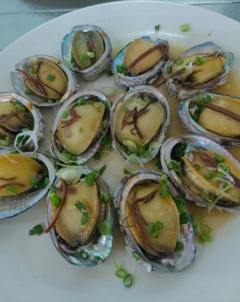 鲍鱼蒸多久才熟_蒸鲍鱼几分钟口感最佳-第2张图片-山城妙识