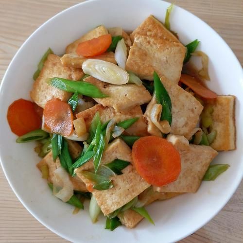 清炒豆腐怎么做_清炒豆腐热量高吗-第3张图片-山城妙识 清炒豆腐怎么做_清炒豆腐热量高吗-第3张图片-山城妙识