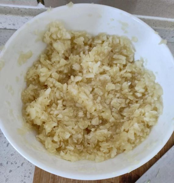 蒜泥茄子怎么腌制_蒜泥茄子腌制窍门-第3张图片-山城妙识 蒜泥茄子怎么腌制_蒜泥茄子腌制窍门-第3张图片-山城妙识