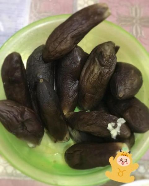 蒜泥茄子怎么腌制_蒜泥茄子腌制窍门-第1张图片-山城妙识 蒜泥茄子怎么腌制_蒜泥茄子腌制窍门-第1张图片-山城妙识