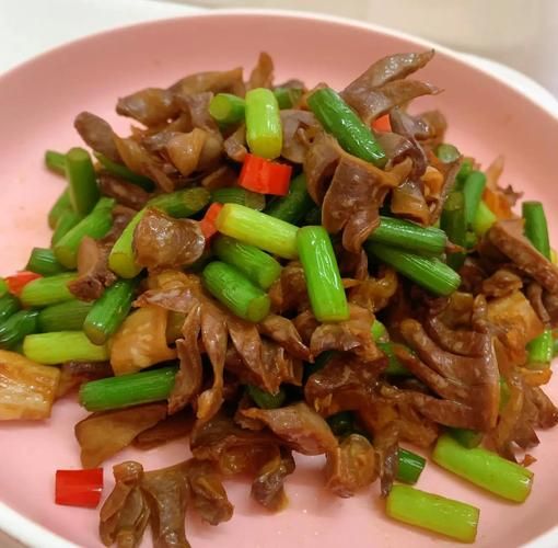 爆炒鸭胗怎么炒又嫩好吃_鸭胗去腥嫩滑的秘诀-第2张图片-山城妙识