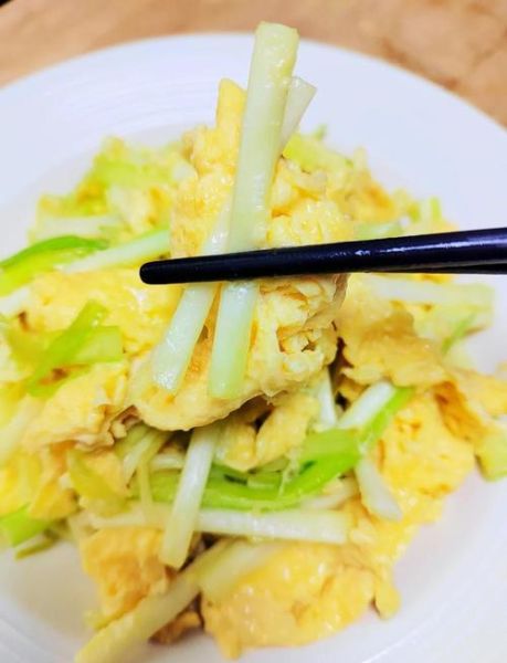 韭黄怎么炒好吃_韭黄炒鸡蛋的做法-第2张图片-山城妙识