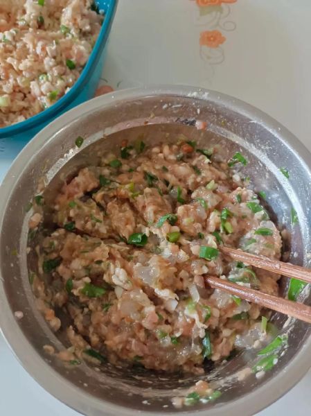 虾肉馄饨馅怎么做好吃_虾肉馄饨馅配方-第1张图片-山城妙识 虾肉馄饨馅怎么做好吃_虾肉馄饨馅配方-第1张图片-山城妙识