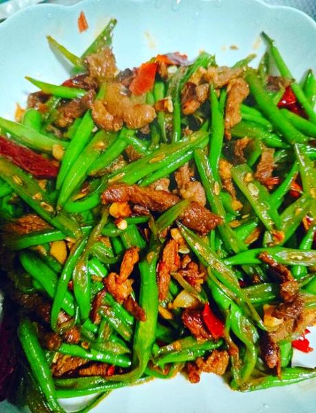 肉炒四季豆怎么做_四季豆炒肉用焯水吗-第3张图片-山城妙识