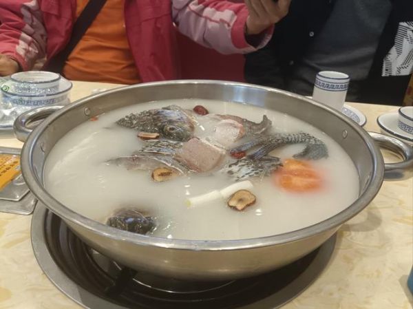 罗非鱼汤怎么炖成奶白色_罗非鱼汤变白技巧-第1张图片-山城妙识