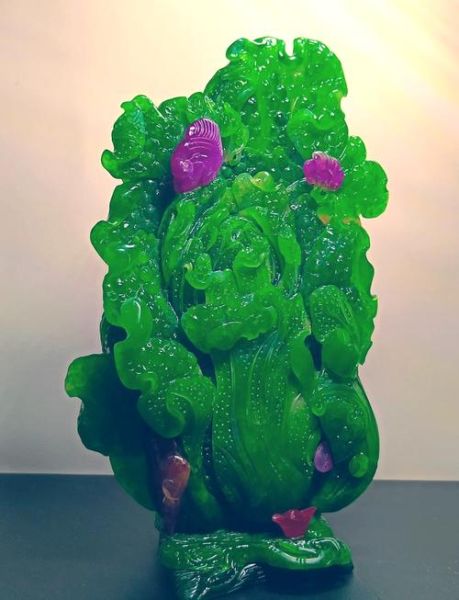 翡翠白菜寓意_翡翠白菜象征什么-第1张图片-山城妙识