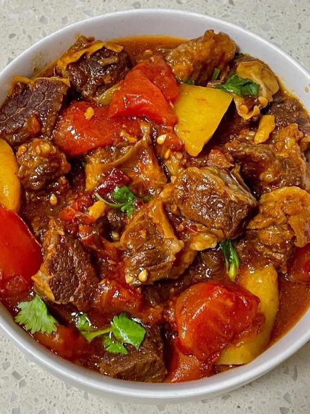 炖牛肉怎么又烂又软_西红柿炖牛肉的做法-第1张图片-山城妙识