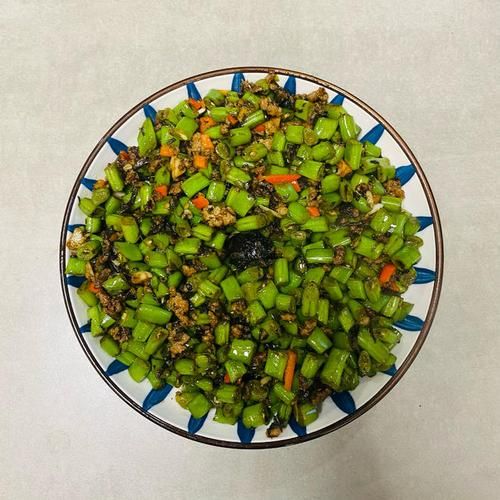 橄榄菜炒豆角肉末怎么做_豆角肉末炒不老的秘诀-第1张图片-山城妙识 橄榄菜炒豆角肉末怎么做_豆角肉末炒不老的秘诀-第1张图片-山城妙识