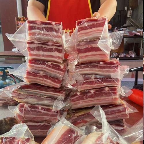 三线肉和五花肉的区别_哪个部位更肥-第1张图片-山城妙识 三线肉和五花肉的区别_哪个部位更肥-第1张图片-山城妙识