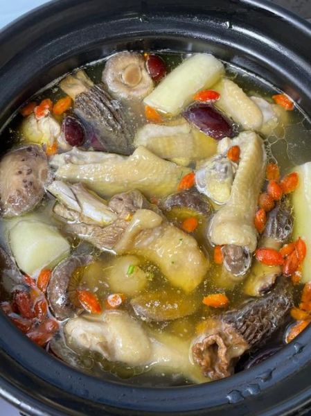 鸡汤怎么炖好喝_炖鸡汤的正确步骤-第3张图片-山城妙识 鸡汤怎么炖好喝_炖鸡汤的正确步骤-第3张图片-山城妙识