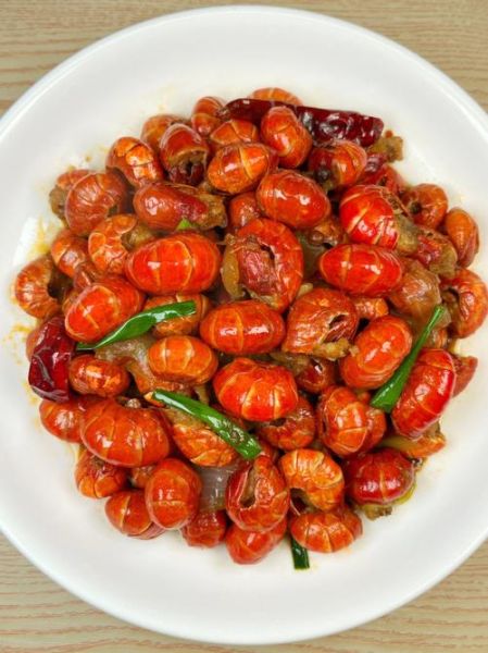 麻辣龙虾尾怎么做_麻辣龙虾尾需要焯水吗-第2张图片-山城妙识 麻辣龙虾尾怎么做_麻辣龙虾尾需要焯水吗-第2张图片-山城妙识