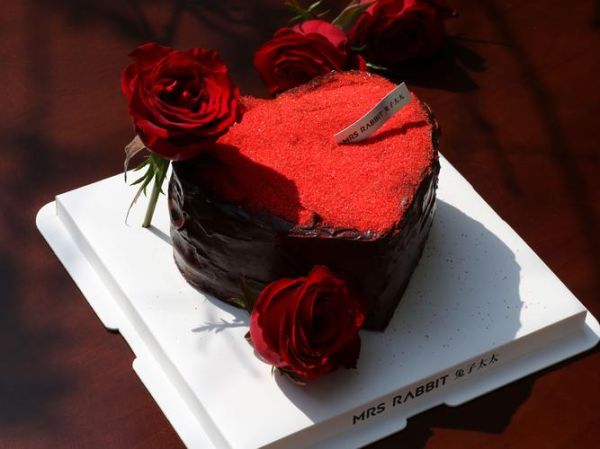 情人节蛋糕叫什么_情人节蛋糕推荐-第3张图片-山城妙识