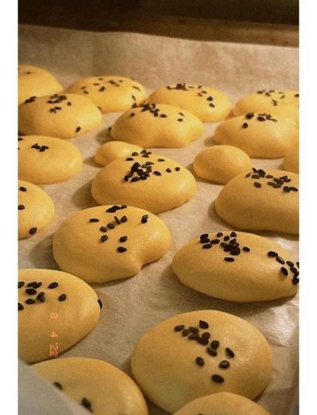 蛋黄饼干怎么做平底锅_平底锅做蛋黄饼干会糊吗-第1张图片-山城妙识