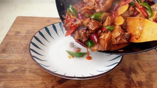 酱爆鸭片怎么做_酱爆鸭片用什么酱-第2张图片-山城妙识