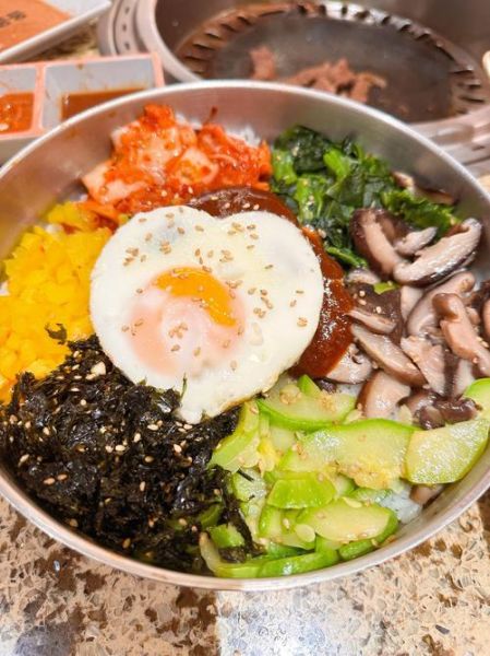 韩国拌饭家庭普通做法_怎么做才好吃-第2张图片-山城妙识