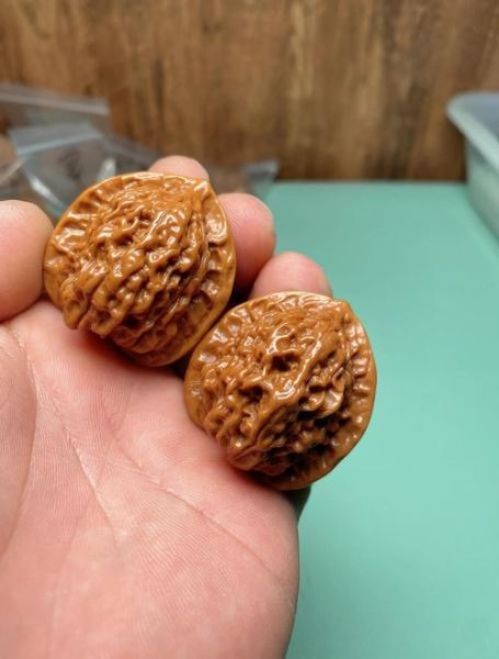 文玩核桃怎么盘_多久能包浆-第2张图片-山城妙识