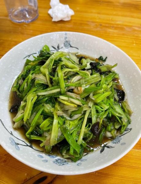 凉拌芹菜怎么做才脆_饭店芹菜凉拌秘诀-第1张图片-山城妙识