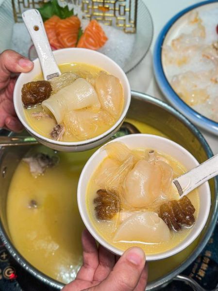 花胶海参汤怎么做_花胶海参汤的家常做法-第2张图片-山城妙识