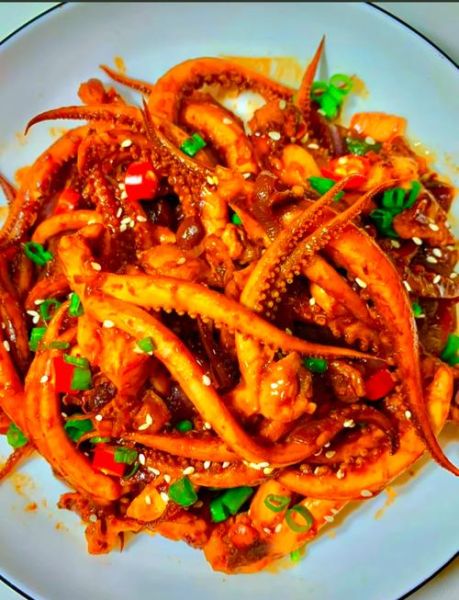 酱爆鱿鱼须怎么做好吃_酱爆鱿鱼须的家常做法-第1张图片-山城妙识