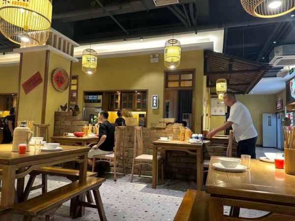 湘菜馆装修效果图大全_如何打造地道湖南味-第3张图片-山城妙识 湘菜馆装修效果图大全_如何打造地道湖南味-第3张图片-山城妙识