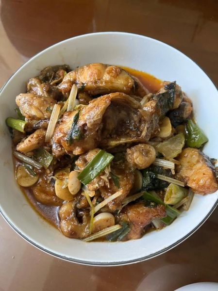 鲶鱼怎么做好吃_鲶鱼最好吃的做法-第1张图片-山城妙识