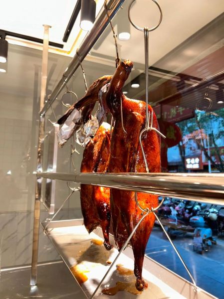 烧鹅怎么做才皮脆肉嫩_烧鹅腌制配方-第3张图片-山城妙识