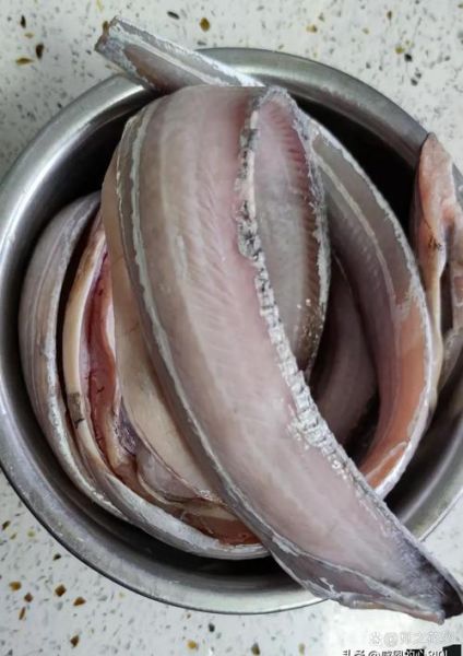 带鱼内脏怎么处理_带鱼怎么清洗才干净-第3张图片-山城妙识