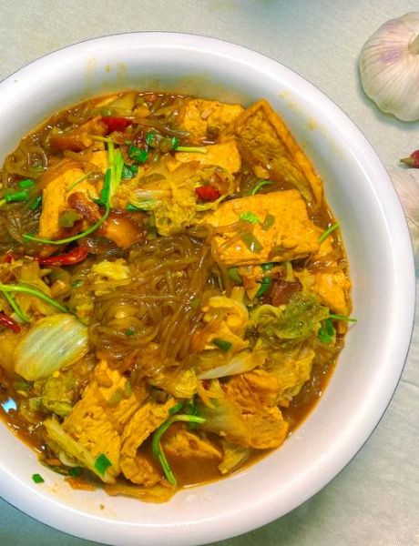 猪肉炖粉条怎么做_家常做法步骤-第1张图片-山城妙识 猪肉炖粉条怎么做_家常做法步骤-第1张图片-山城妙识