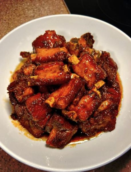 糖醋排骨可以加什么配菜_怎么做更下饭-第1张图片-山城妙识 糖醋排骨可以加什么配菜_怎么做更下饭-第1张图片-山城妙识