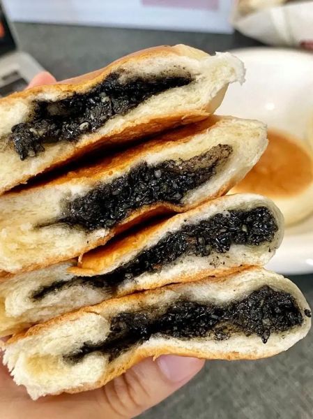 黑芝麻饼怎么做才酥脆_黑芝麻饼的做法窍门-第1张图片-山城妙识 黑芝麻饼怎么做才酥脆_黑芝麻饼的做法窍门-第1张图片-山城妙识