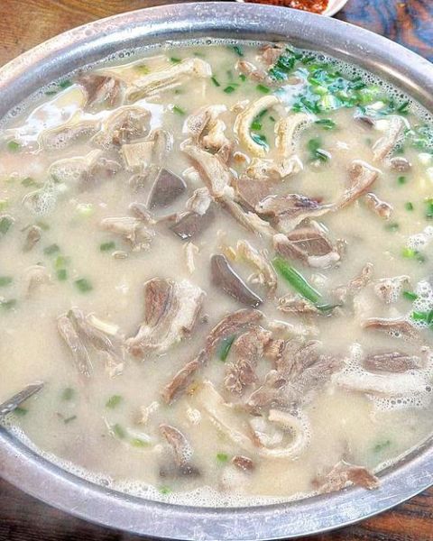 简阳羊肉汤锅怎么做_简阳羊肉汤锅正宗做法-第1张图片-山城妙识 简阳羊肉汤锅怎么做_简阳羊肉汤锅正宗做法-第1张图片-山城妙识