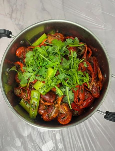 油焖龙虾家常做法窍门_油焖龙虾怎么做好吃-第1张图片-山城妙识 油焖龙虾家常做法窍门_油焖龙虾怎么做好吃-第1张图片-山城妙识