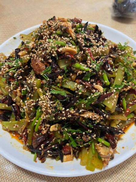 云南特色家常菜有哪些_怎么做才地道-第1张图片-山城妙识 云南特色家常菜有哪些_怎么做才地道-第1张图片-山城妙识