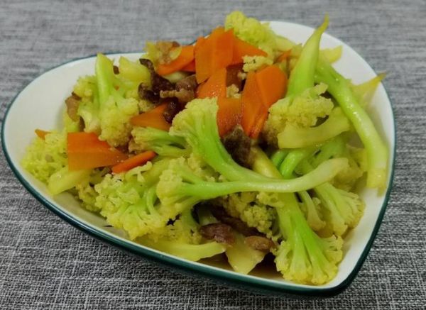 花菜肉片怎么炒_花菜炒肉片的家常做法-第3张图片-山城妙识 花菜肉片怎么炒_花菜炒肉片的家常做法-第3张图片-山城妙识
