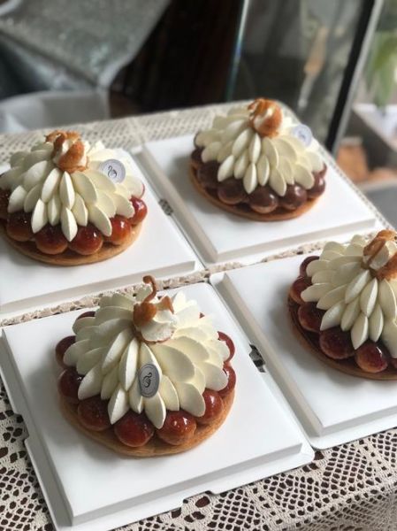 泡芙塔蛋糕怎么做_泡芙塔蛋糕用什么奶油-第1张图片-山城妙识