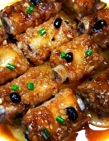 蒸排骨怎么做好吃_蒸排骨的做法大全家常菜-第1张图片-山城妙识