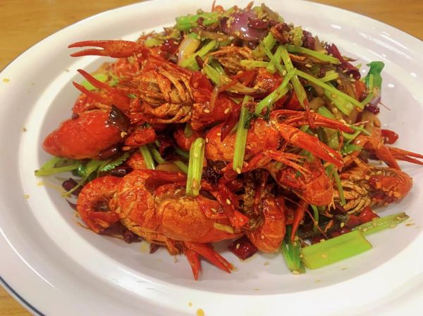 爆炒龙虾图片大全大图真实_爆炒龙虾怎么做才够味-第2张图片-山城妙识 爆炒龙虾图片大全大图真实_爆炒龙虾怎么做才够味-第2张图片-山城妙识