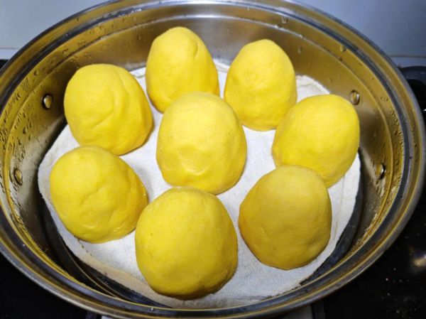 蒸玉米面窝窝头怎么做_玉米面窝窝头为什么开裂-第2张图片-山城妙识 蒸玉米面窝窝头怎么做_玉米面窝窝头为什么开裂-第2张图片-山城妙识