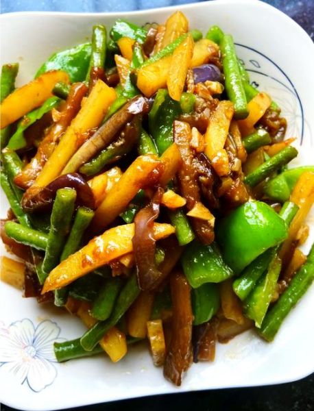 南方地三鲜是哪三样_南方地三鲜的做法-第2张图片-山城妙识