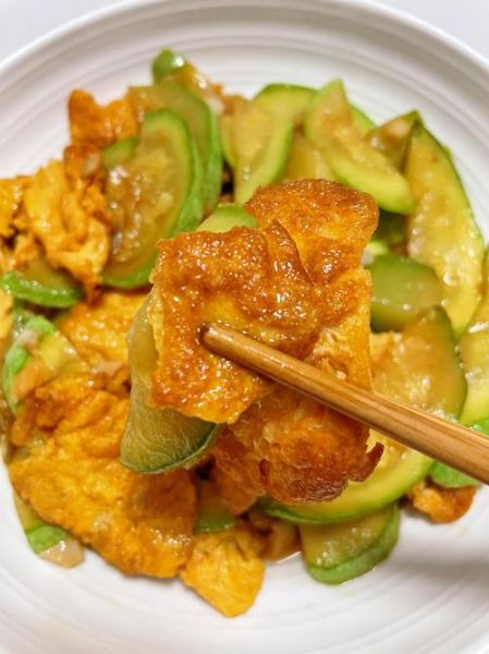 红烧西葫芦怎么做好吃_红烧西葫芦需要焯水吗-第3张图片-山城妙识